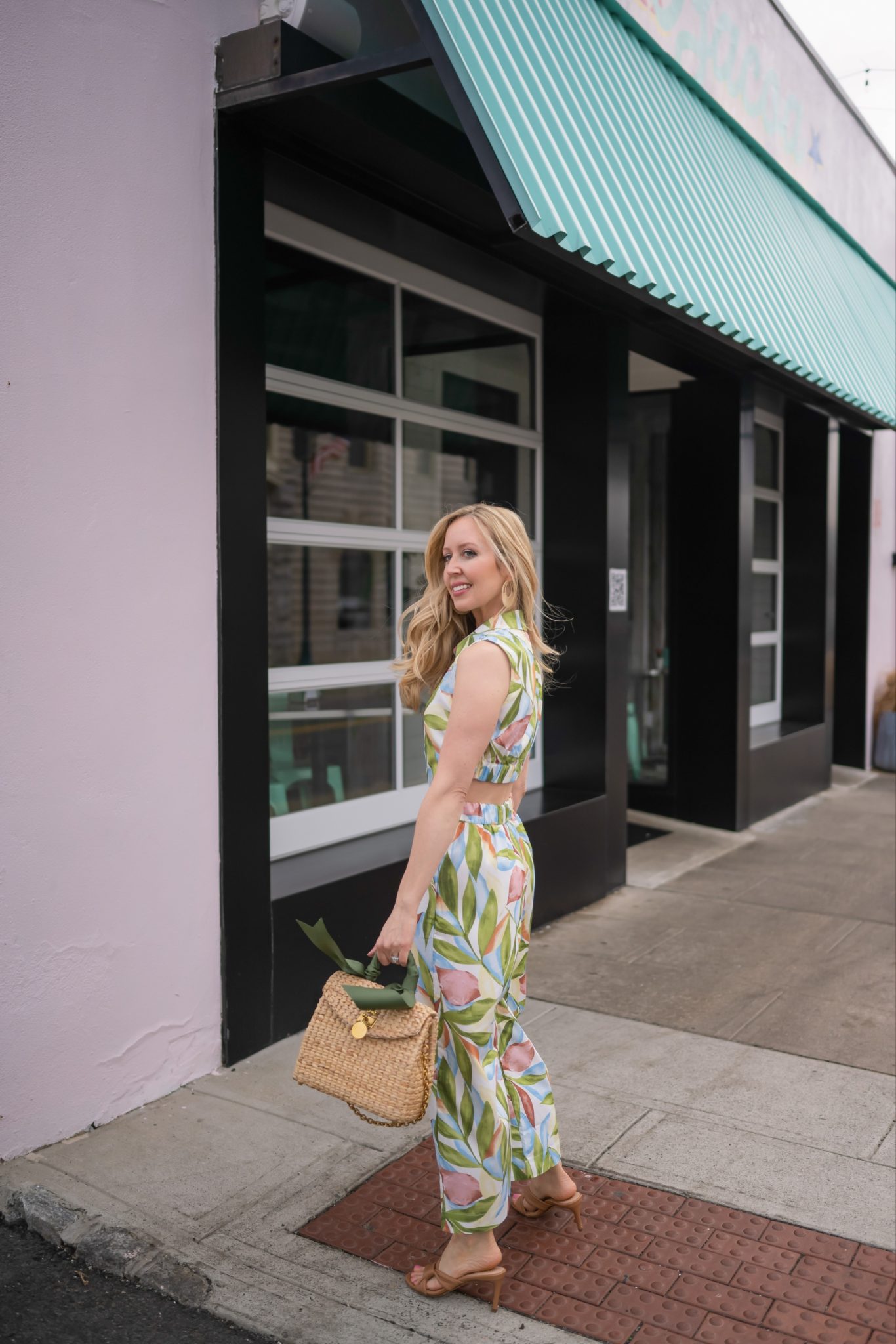 The Cut-Out Trend: How to Wear it - THE FASHION HOUSE MOM