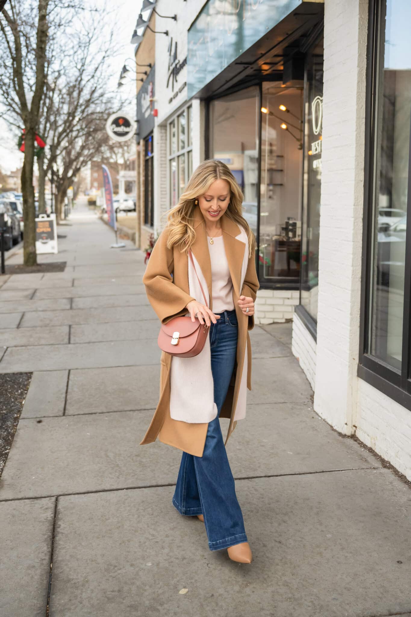 How to Layer Clothes Without Looking Bulky - THE FASHION HOUSE MOM